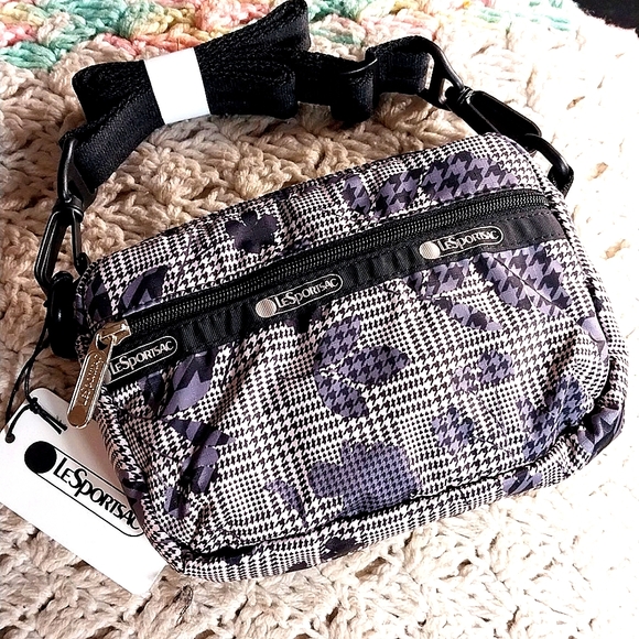 Lesportsac | Bags | Lesportsac Convertible Xbody Belt Bag | Poshmark